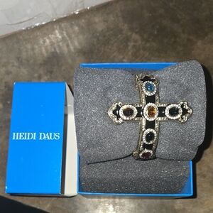 Heidi Daus - Poshmark